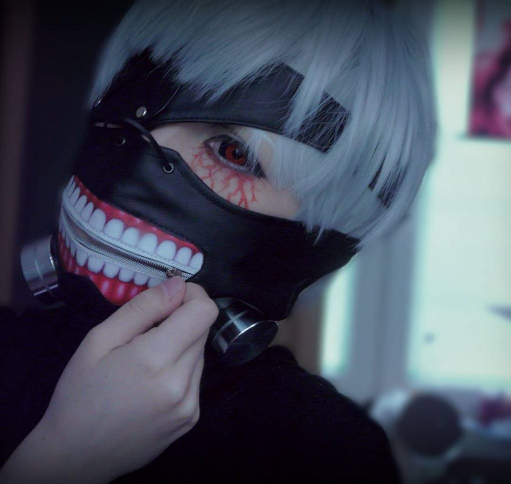 Kaneki Cosplay with Tokyo Ghoul Lenses & Mask — UNIQSO