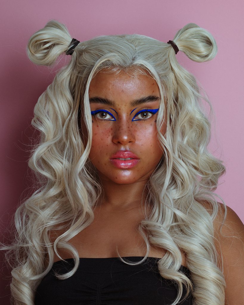 Bombshell Lace Front Premium Wig — UNIQSO