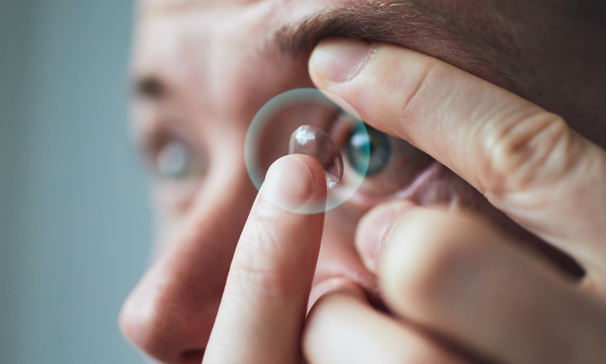 How To Clean Contact Lens Right - Before & After Wearing Them
